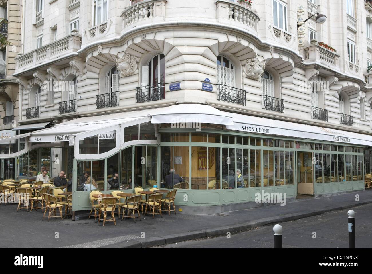Trone france hi-res stock photography and images - Alamy