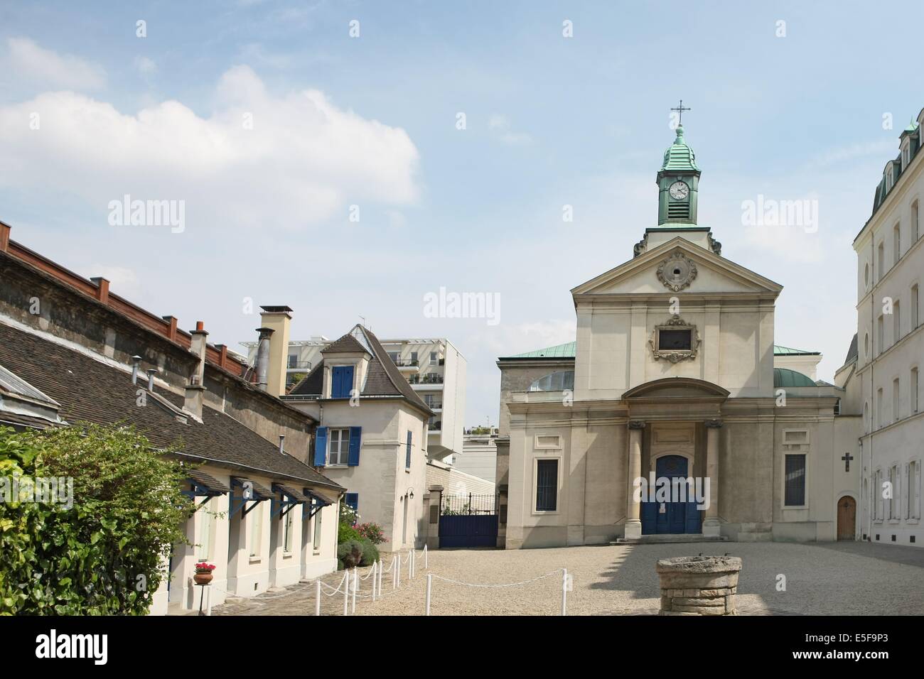 Ancien couvent de picpus hi-res stock photography and images - Alamy