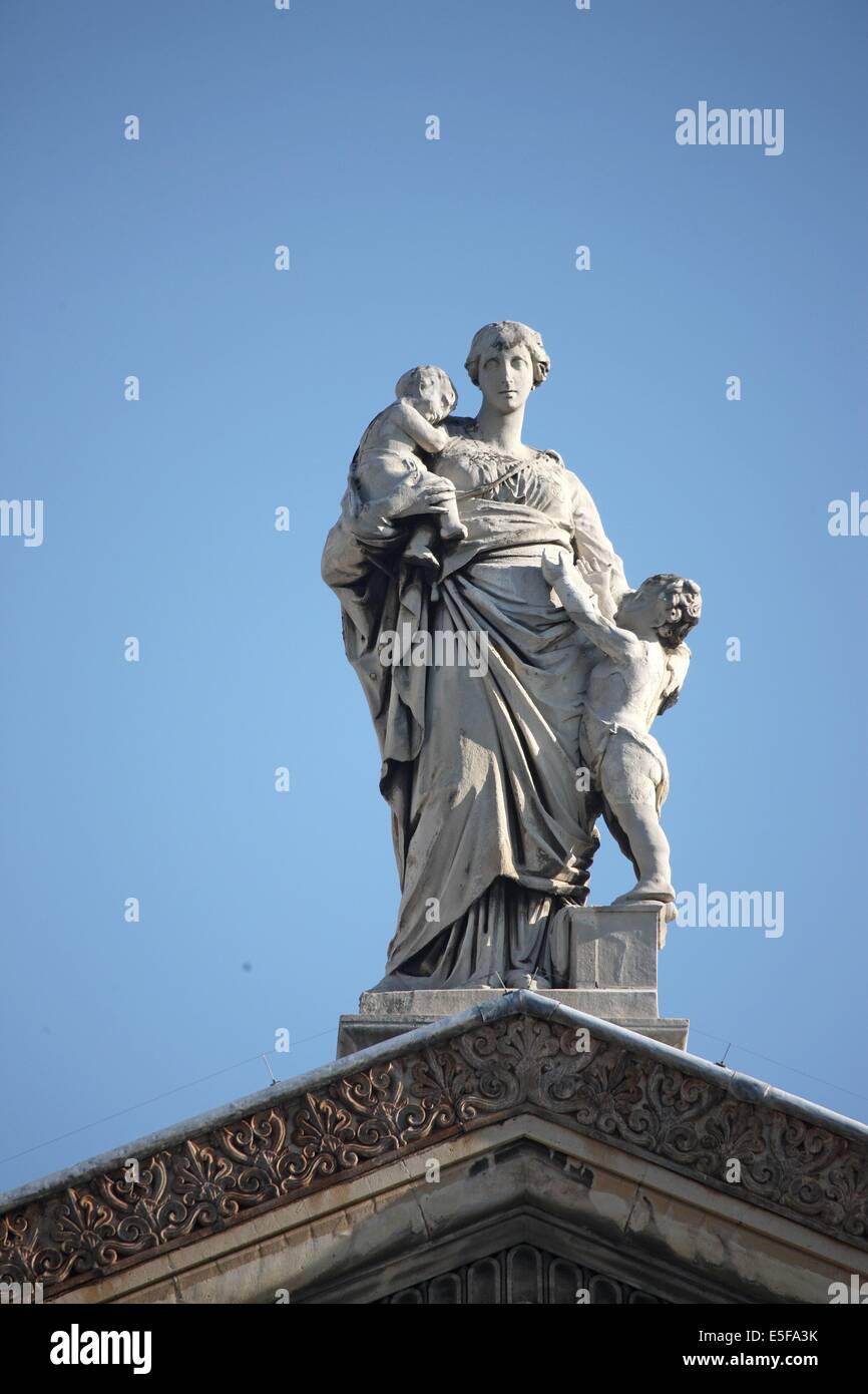18 rue de chateaudun hi-res stock photography and images - Alamy 18 rue de chateaudun hi-res stock photography and images - Alamy
