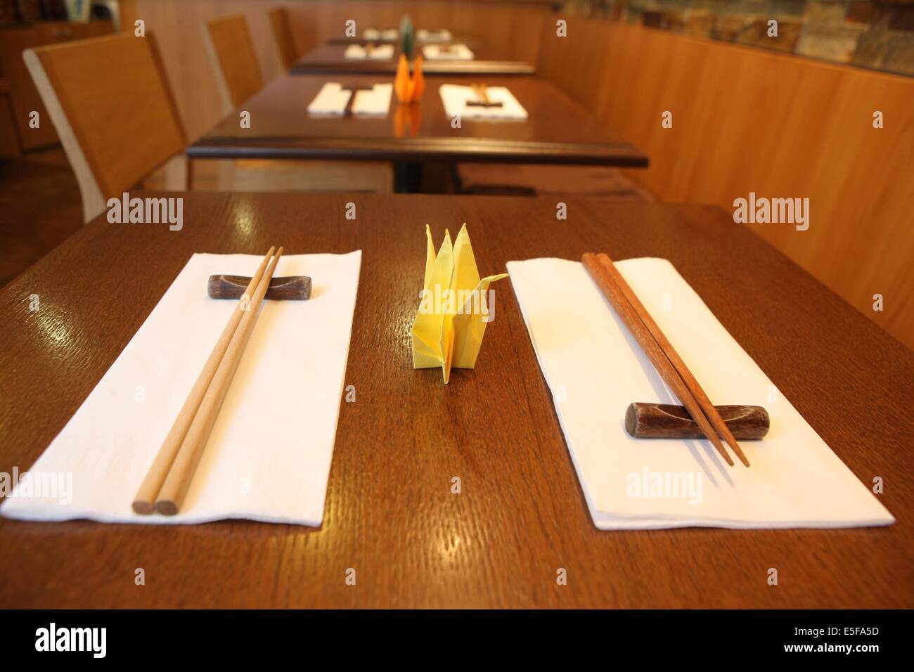 Richer paris france restaurant hi-res stock photography and images - Alamy