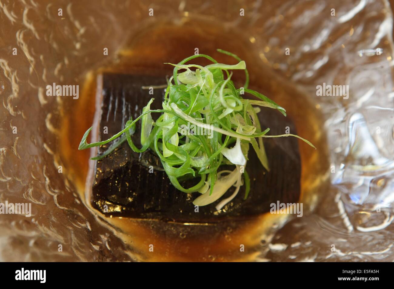 Richer paris france restaurant hi-res stock photography and images - Alamy