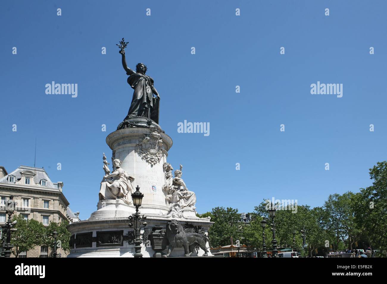 Statue leopold et charles morice date hi-res stock photography and ...