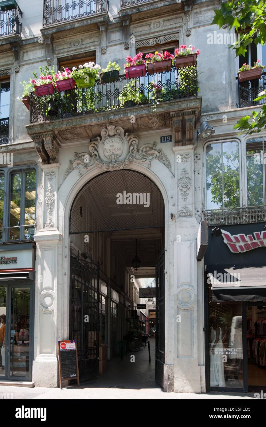 Ponceau hi-res stock photography and images - Alamy