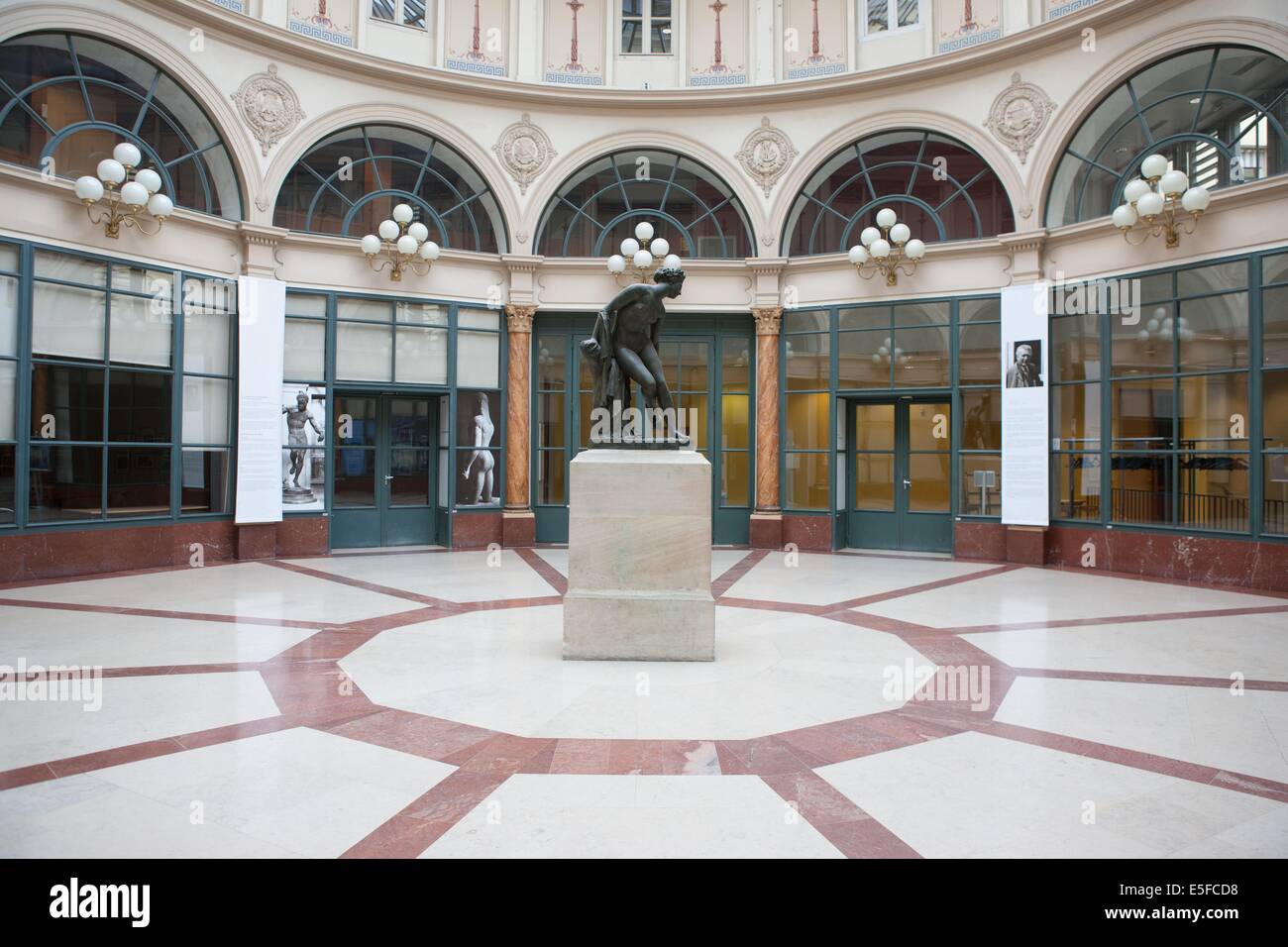 Galerie Colbert, Paris Stock Photo - Alamy