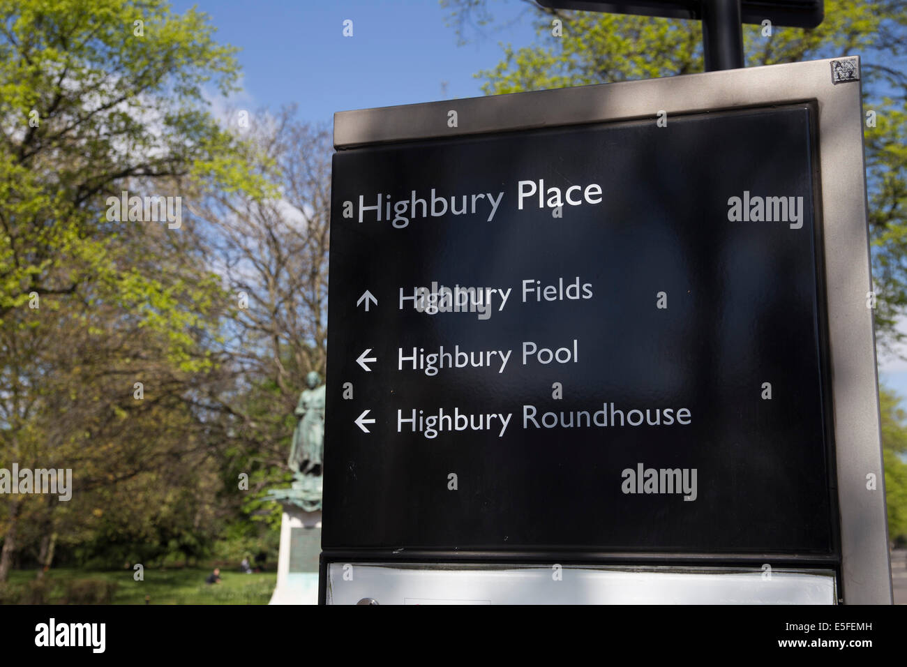 Highbury pool hi-res stock photography and images - Alamy