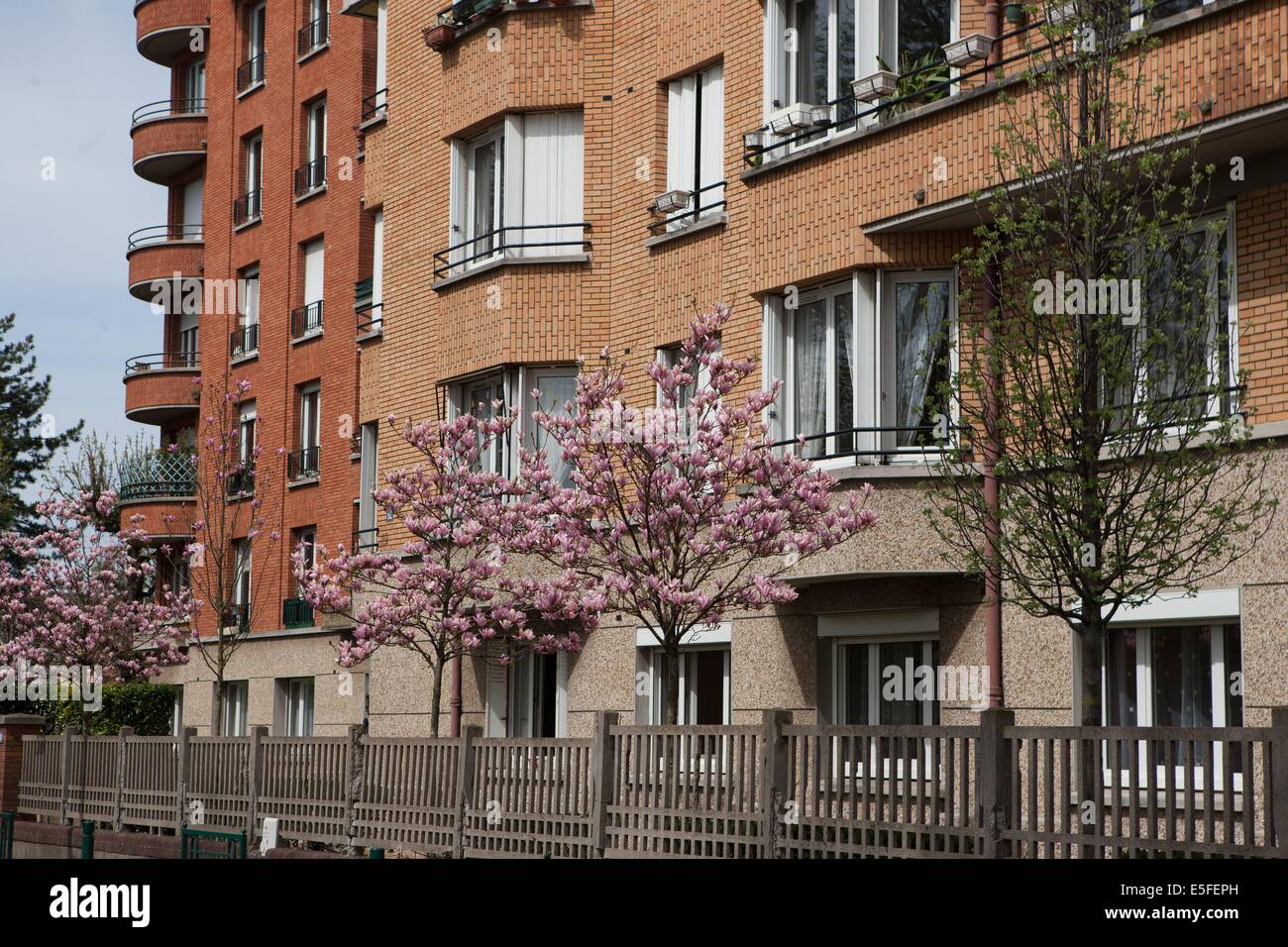 France, Region Ile de France, Hauts de Seine, Suresnes, cite jardin ...
