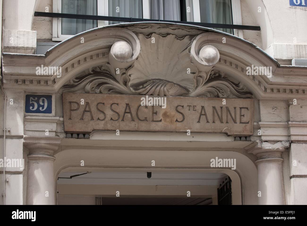 Passage Choiseul, Paris Stock Photo - Alamy