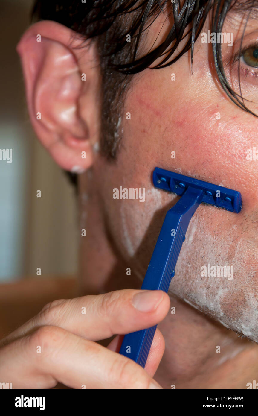 Shaving blade hi-res stock photography and images - Alamy