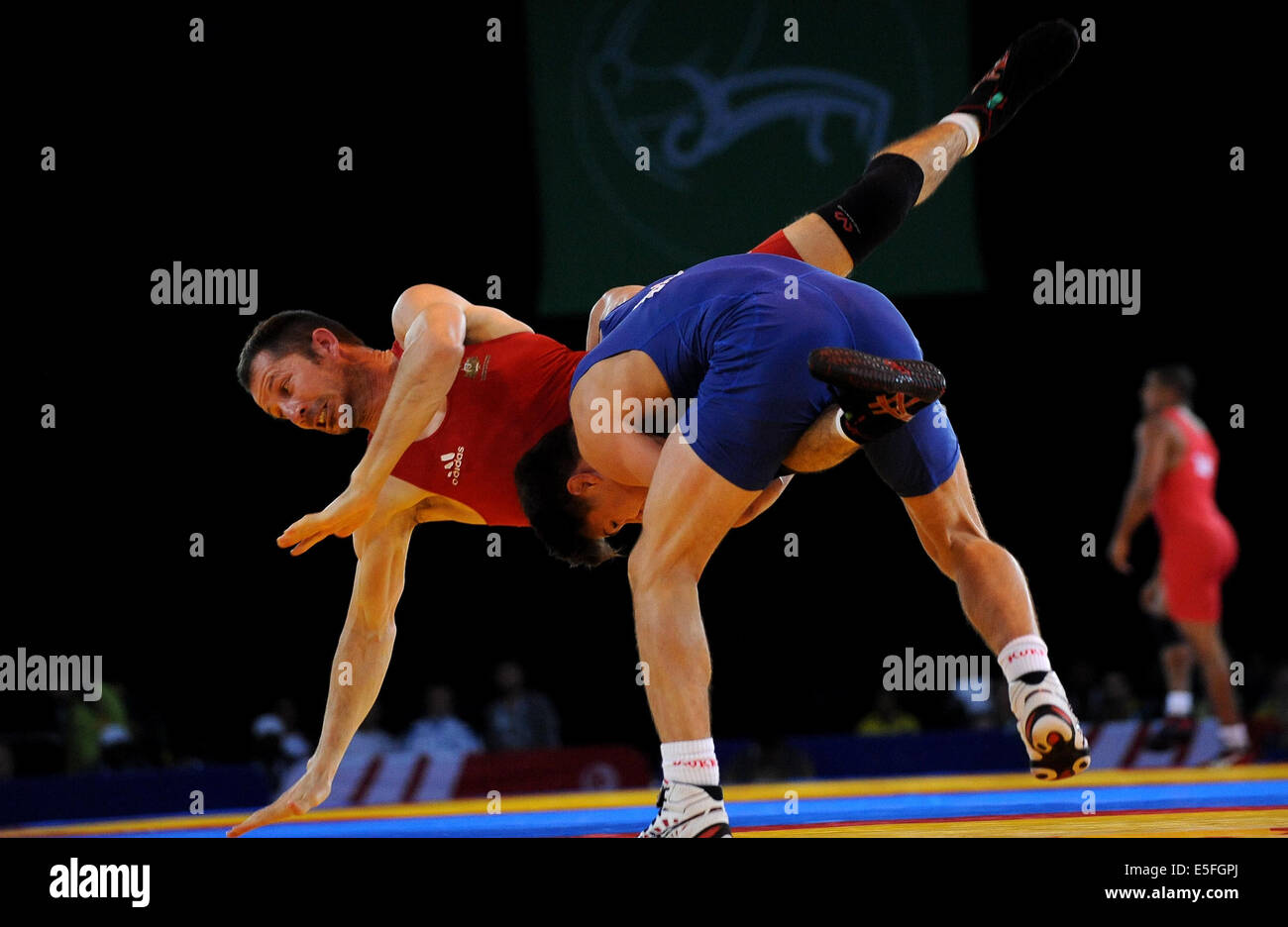 GEORGE RAMM (BLUE) & DEON SWAR WRESTLING SECC GLASGOW SCOTLAND 30 July ...