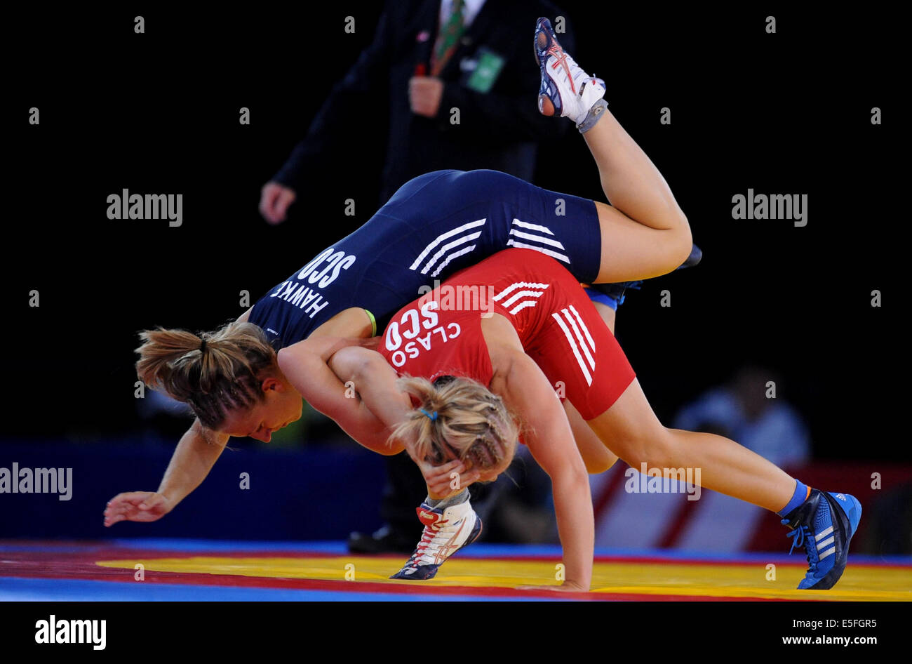 SHANNON HAWKE (BLUE) & JAYNE C WRESTLING SECC GLASGOW SCOTLAND 30 July ...