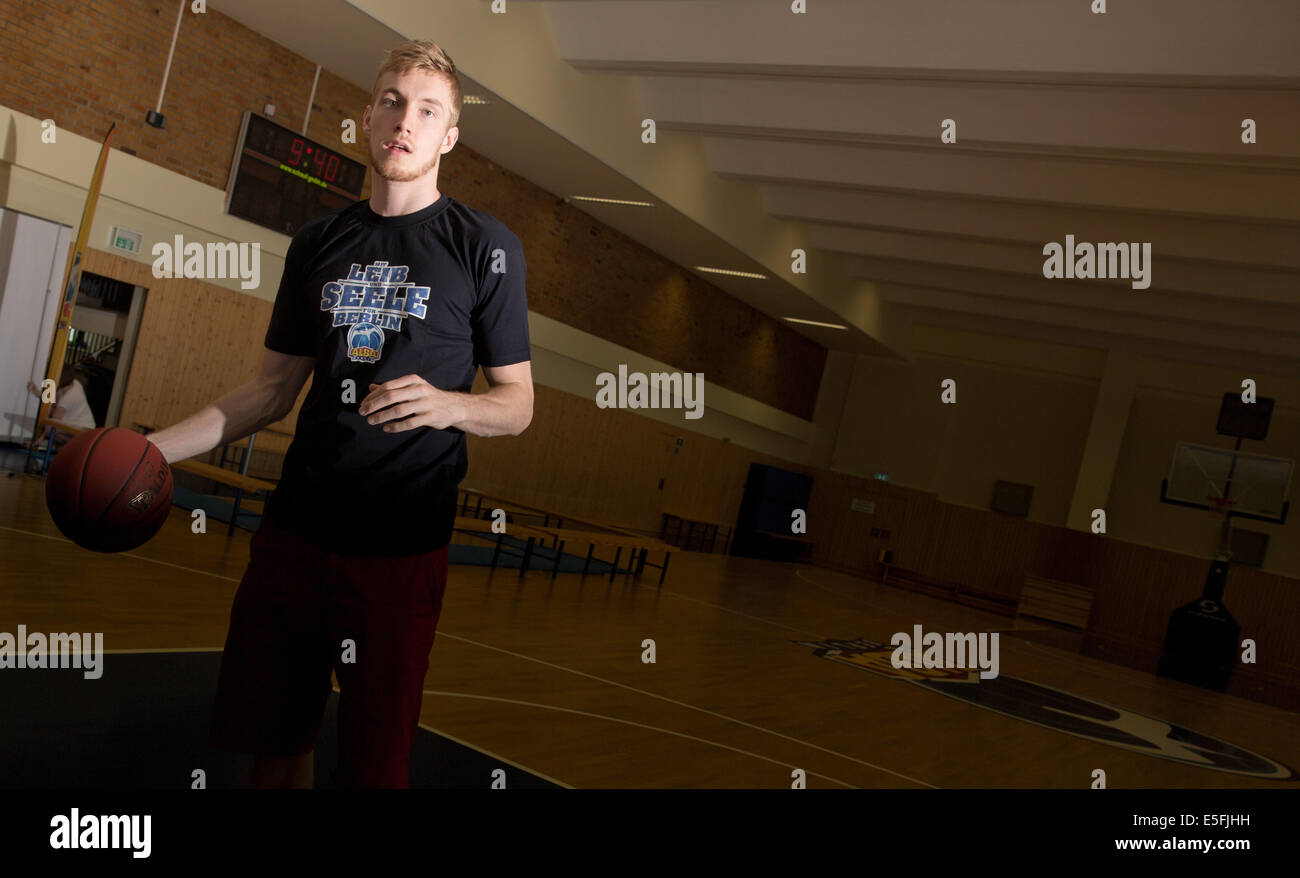 New player of German Bundesliga basketball team ALBA Berlin Niels ...