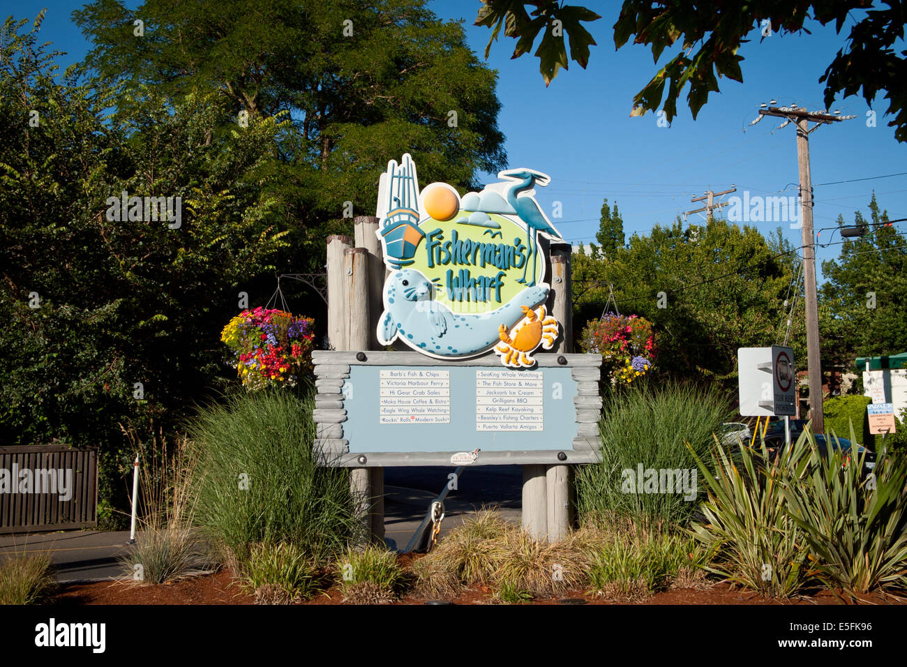 Fishermans wharf entrance sign victoria canada hi-res stock photography ...