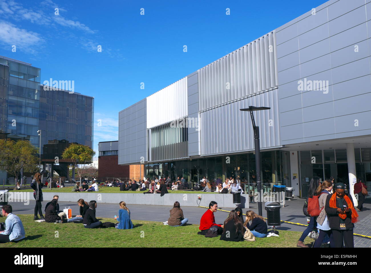 University of Sydney campus and students, public university founded in ...
