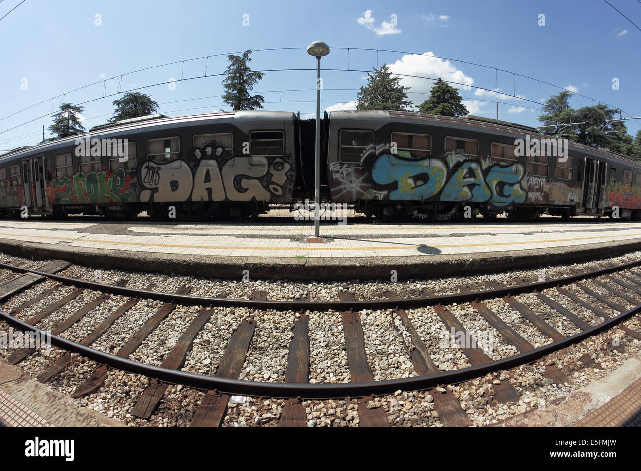Graffiti trains hi-res stock photography and images - Alamy