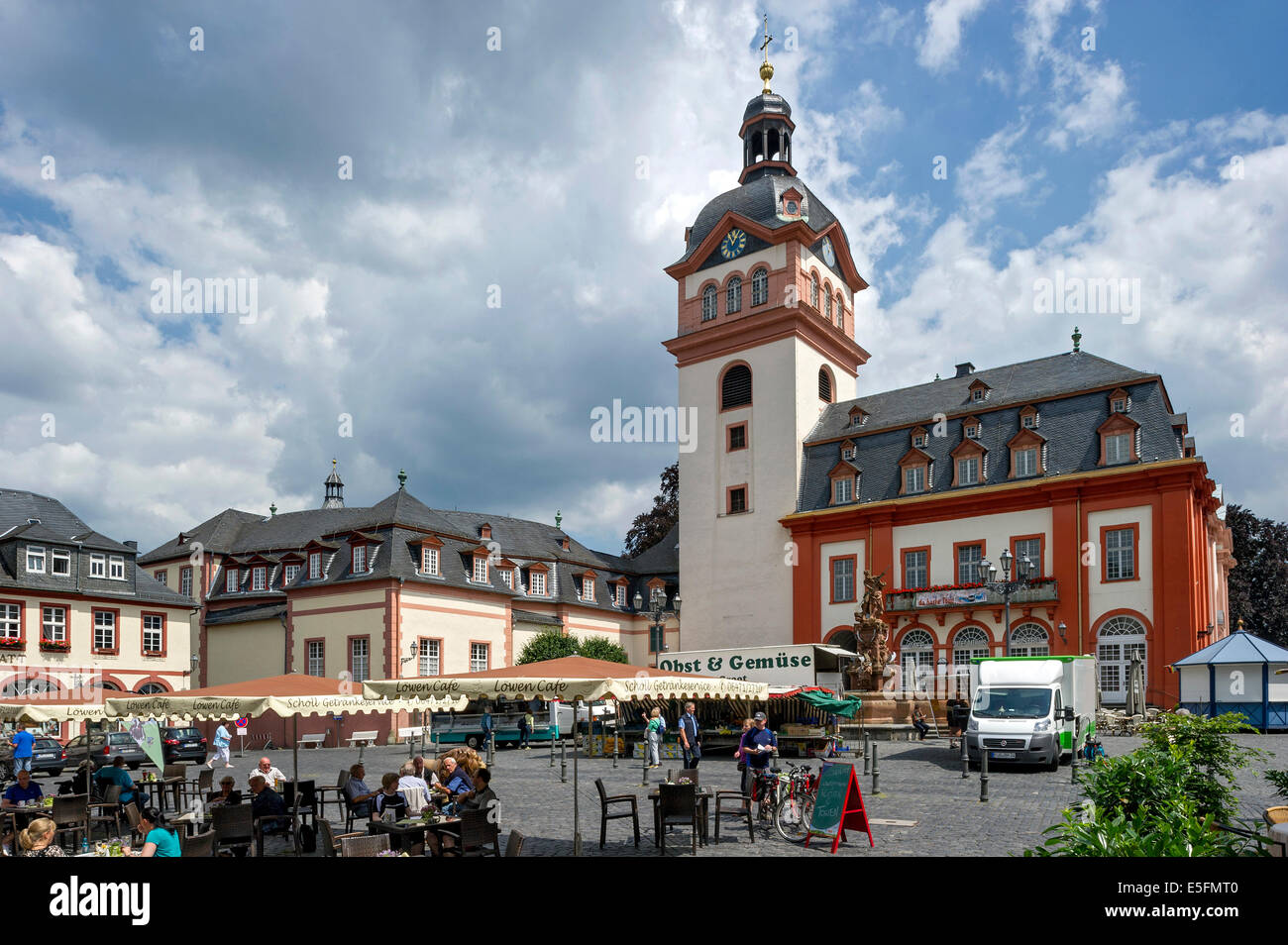 Baroque Schloss Weilburg castle with Weilburg church and historic town ...