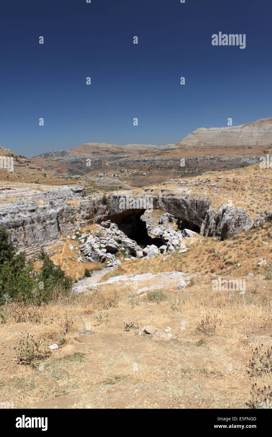 Kfardebiane natural lebanon bridge hi-res stock photography and images ...