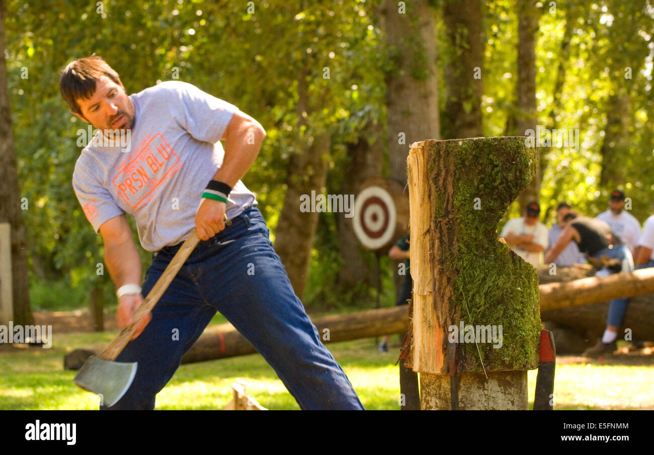World champion logger Rob Waibel chopping, Linn County Loggers ...