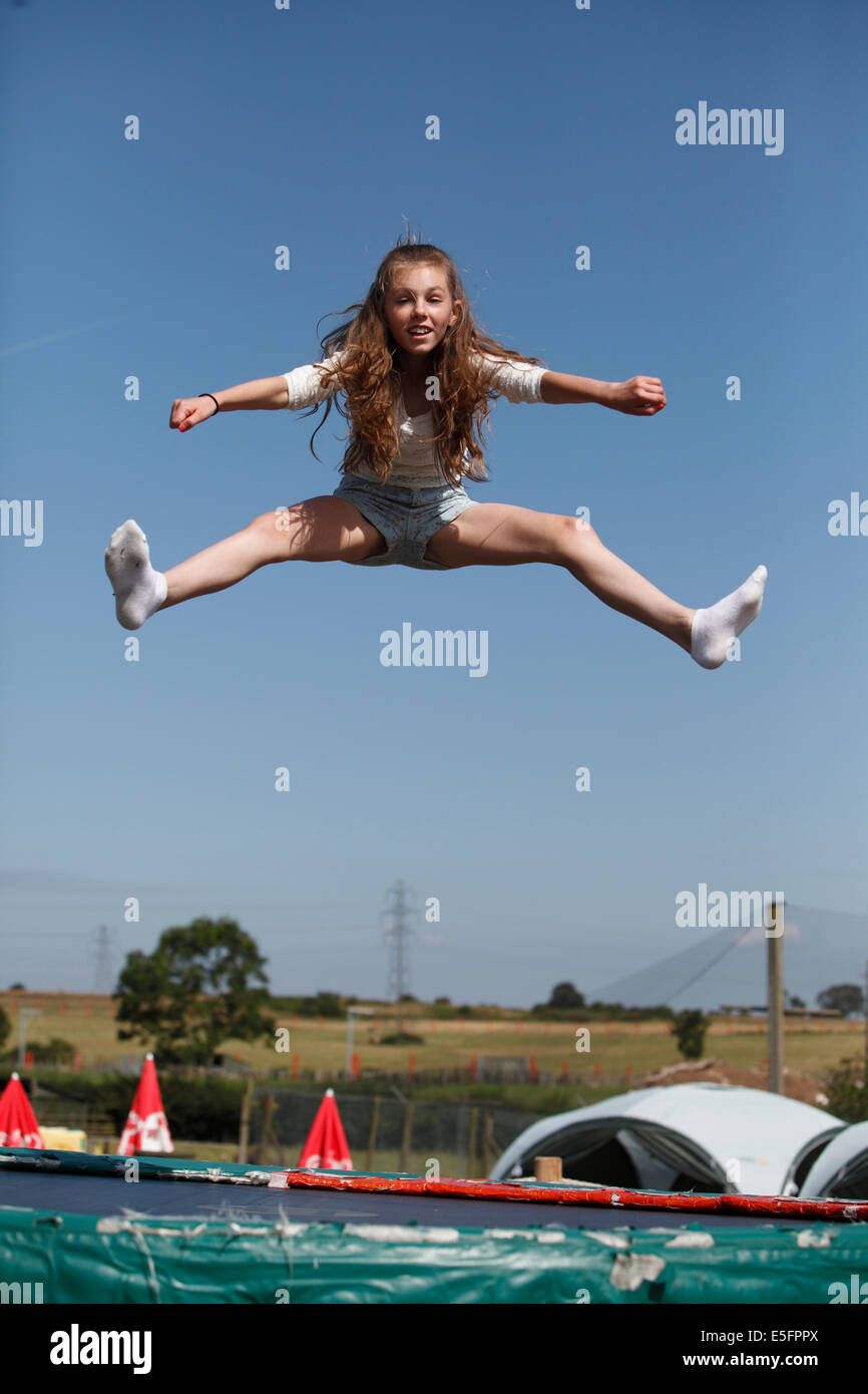 Trampolining hi-res stock photography and images - Alamy