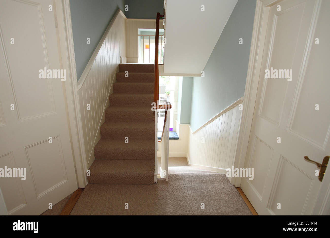 Turning of wooden handrail hi-res stock photography and images - Alamy