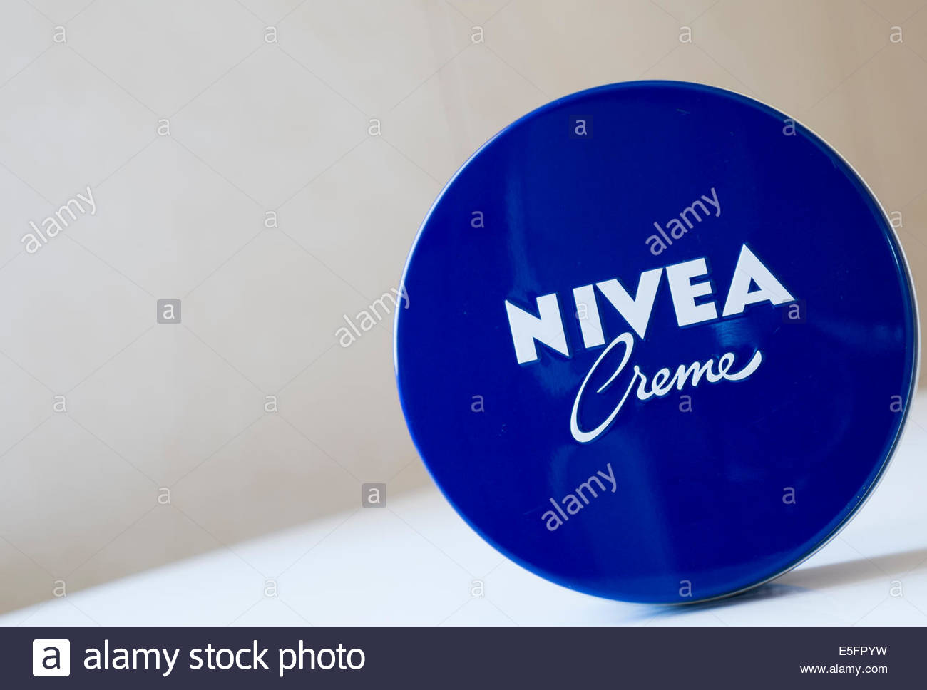 Nivea Creme Stock Photos & Nivea Creme Stock Images - Alamy