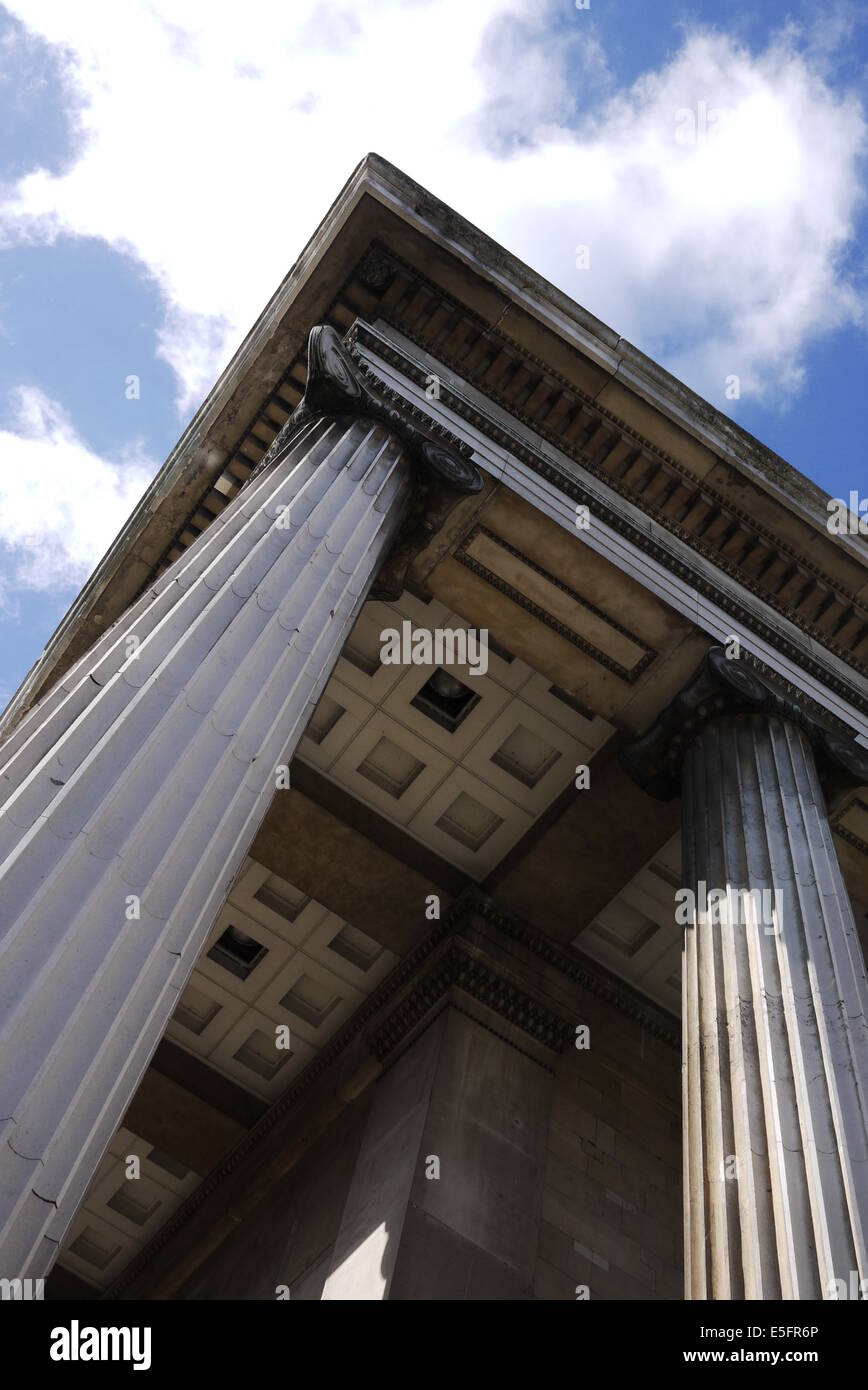British Museum, columns Stock Photo - Alamy