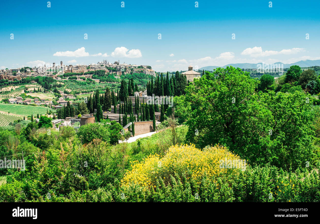 Beautiful view italian mountain village hi-res stock photography and ...