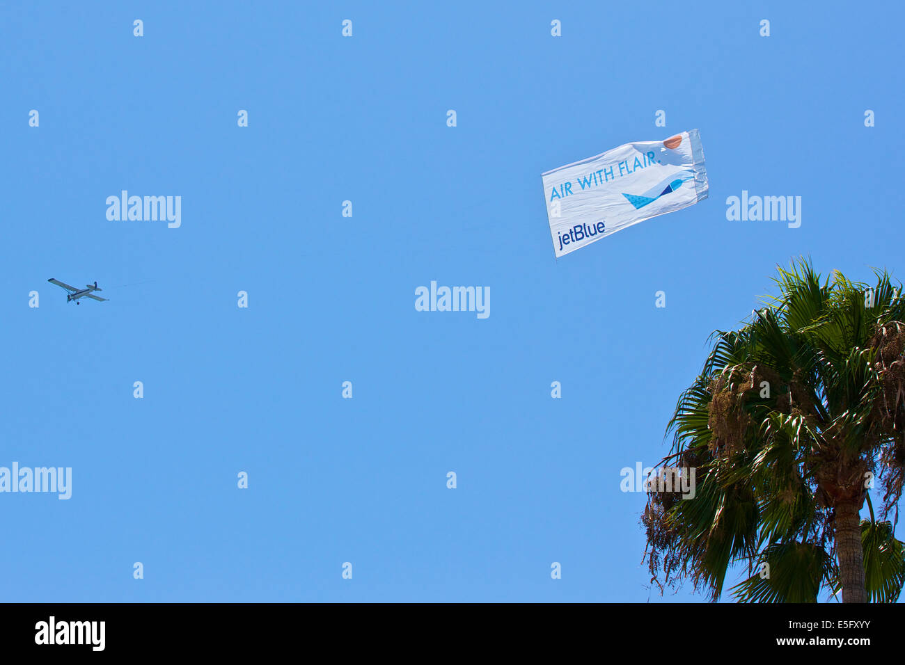 Banner Towing Aircraft Tows Aerial Advert Over Long Beach Waterfront On ...