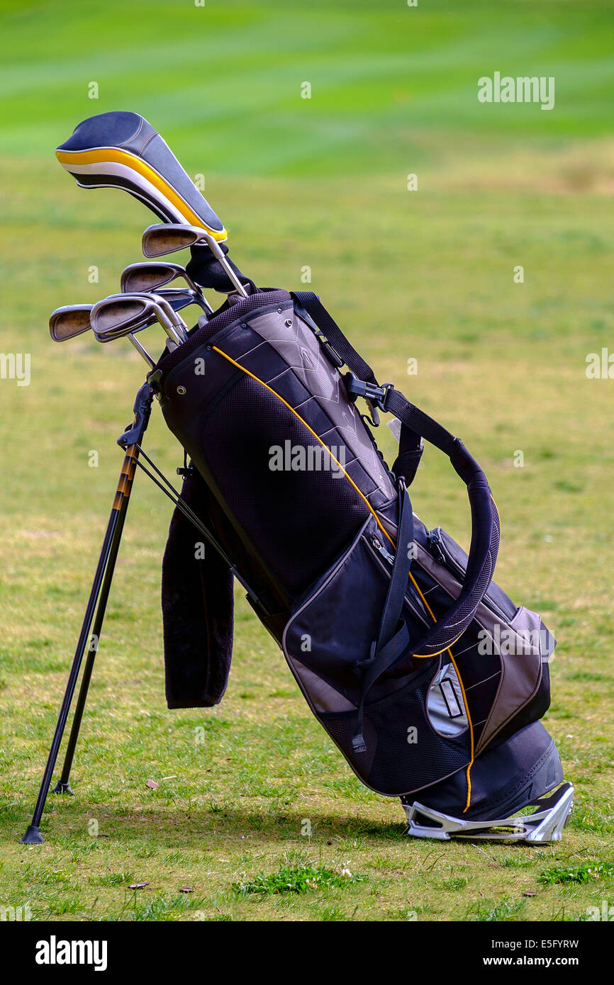 Professional golf hi-res stock photography and images - Alamy