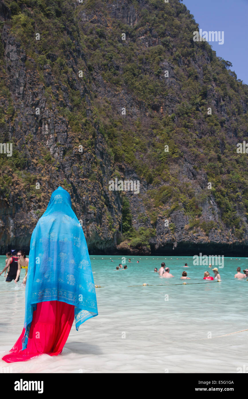 Back view of woman at beach Stock Photo - Alamy