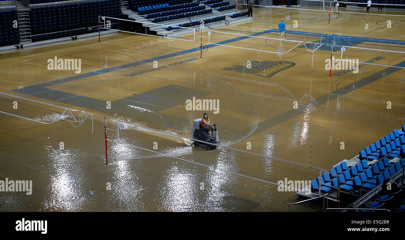 July 29,2014. Westwood, California, U.S. - A 30-inch water main that ...