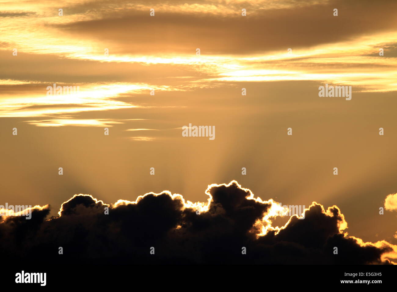 Shining hiding sun hi-res stock photography and images - Alamy