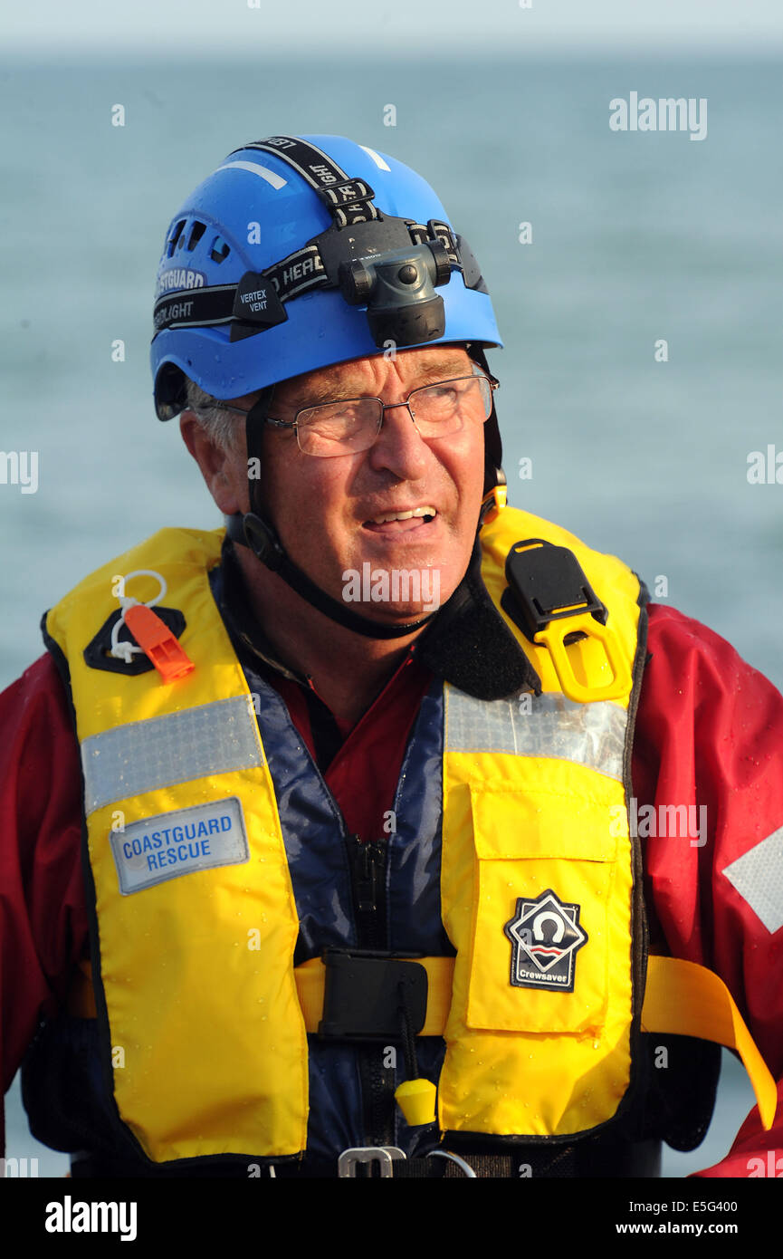 Crew member hi-res stock photography and images - Alamy