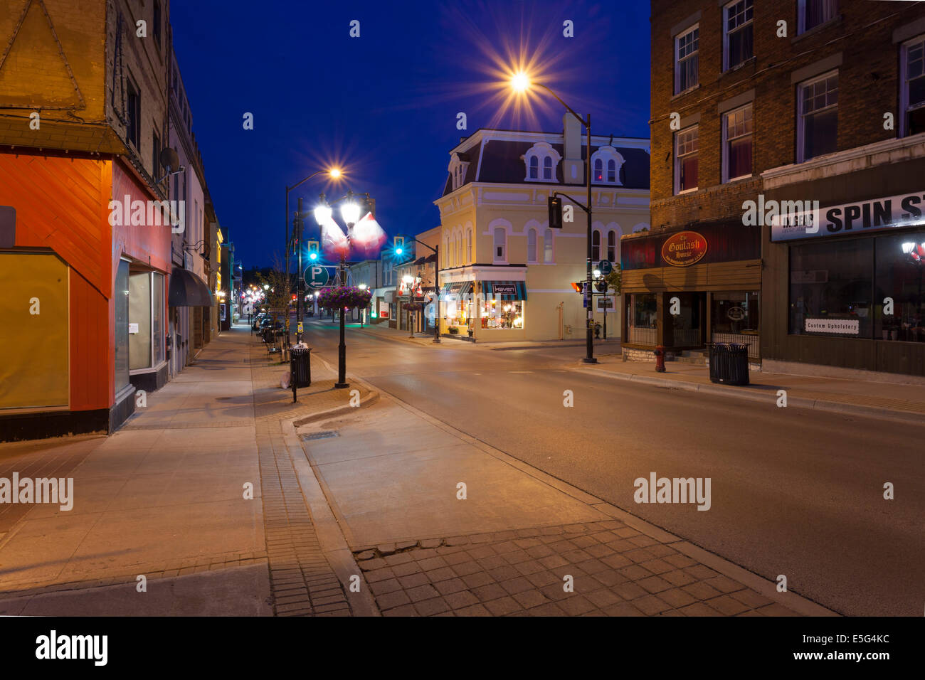 Downtown Newmarket High Resolution Stock Photography and Images - Alamy