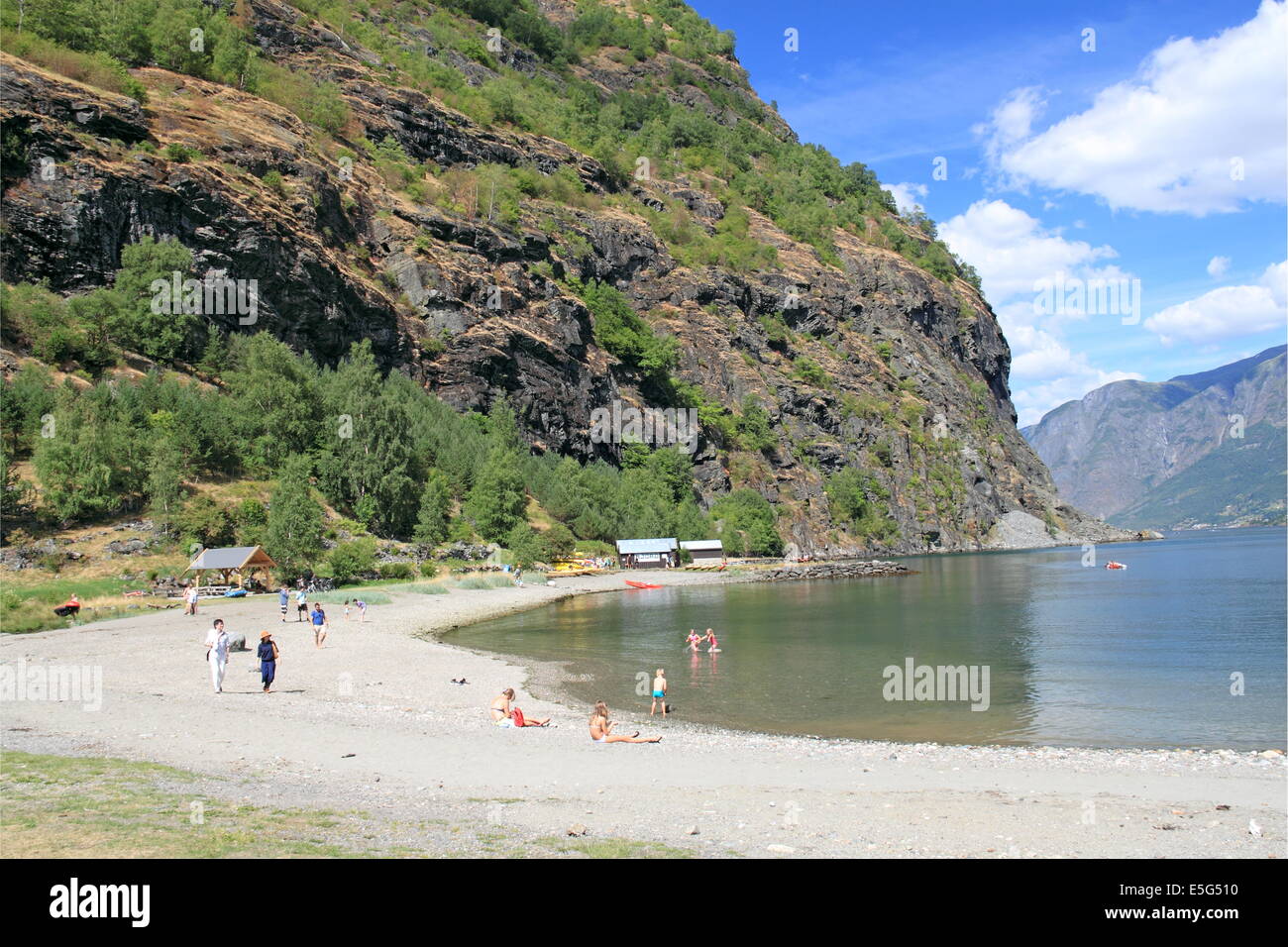 Flåm beach, Flåmsdalen, Aurlandsfjorden, Aurland, Sognefjorden, Sogn og ...