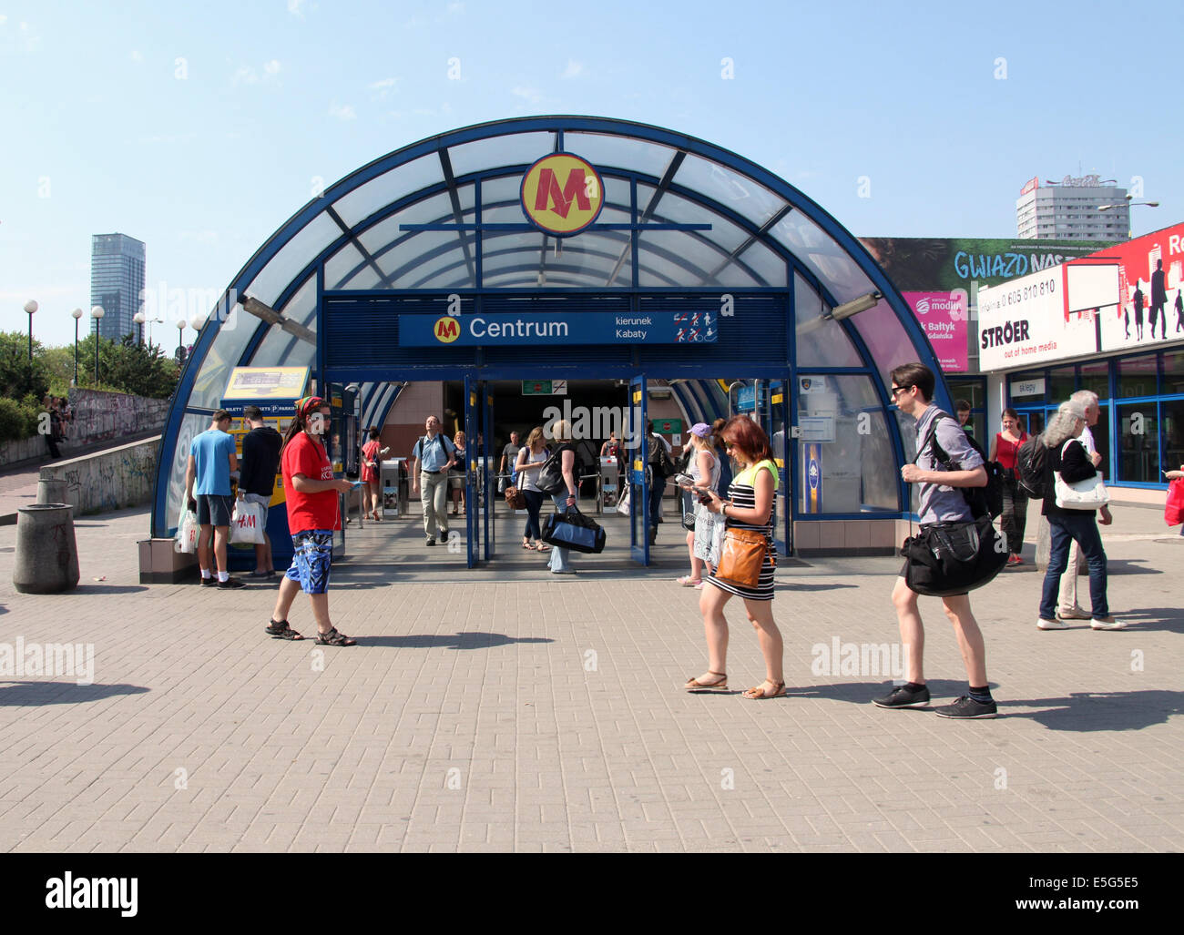 Warszawskie metro hi-res stock photography and images - Alamy