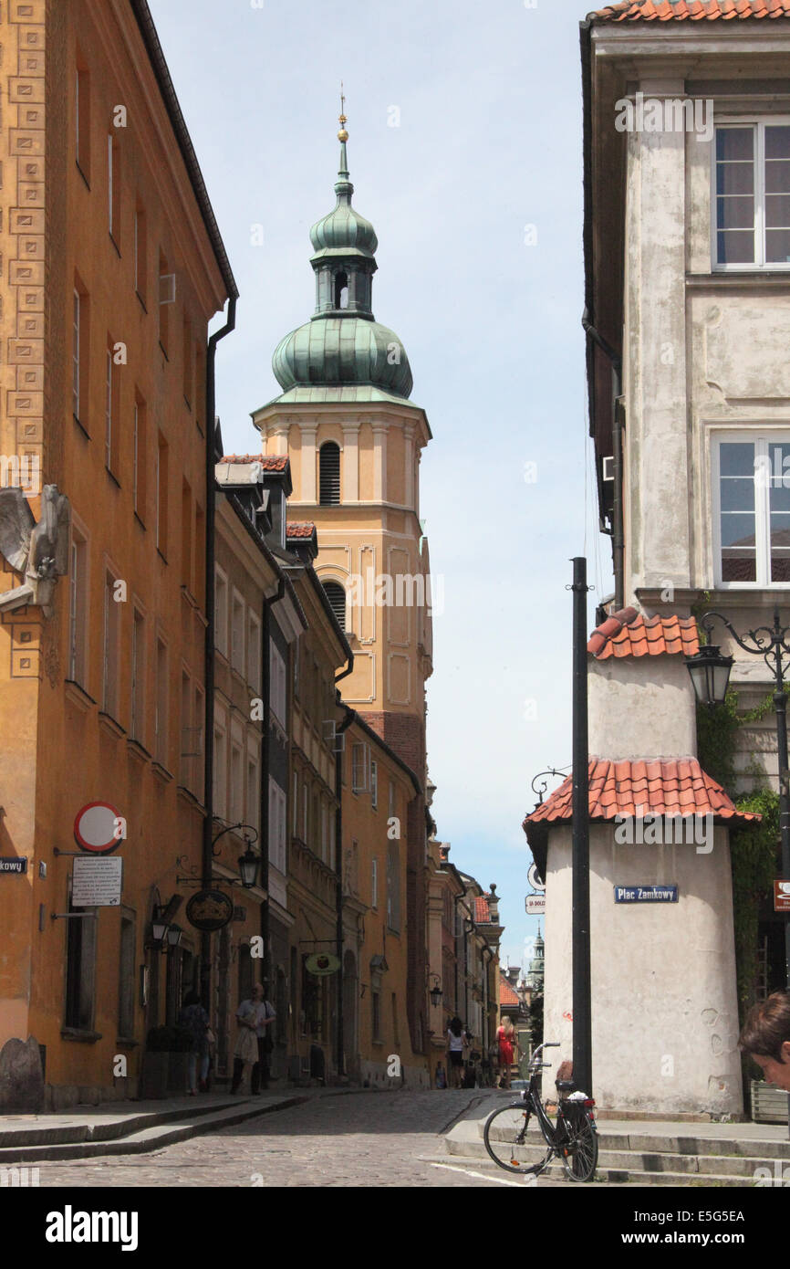 Warsaw street scene hi-res stock photography and images - Alamy