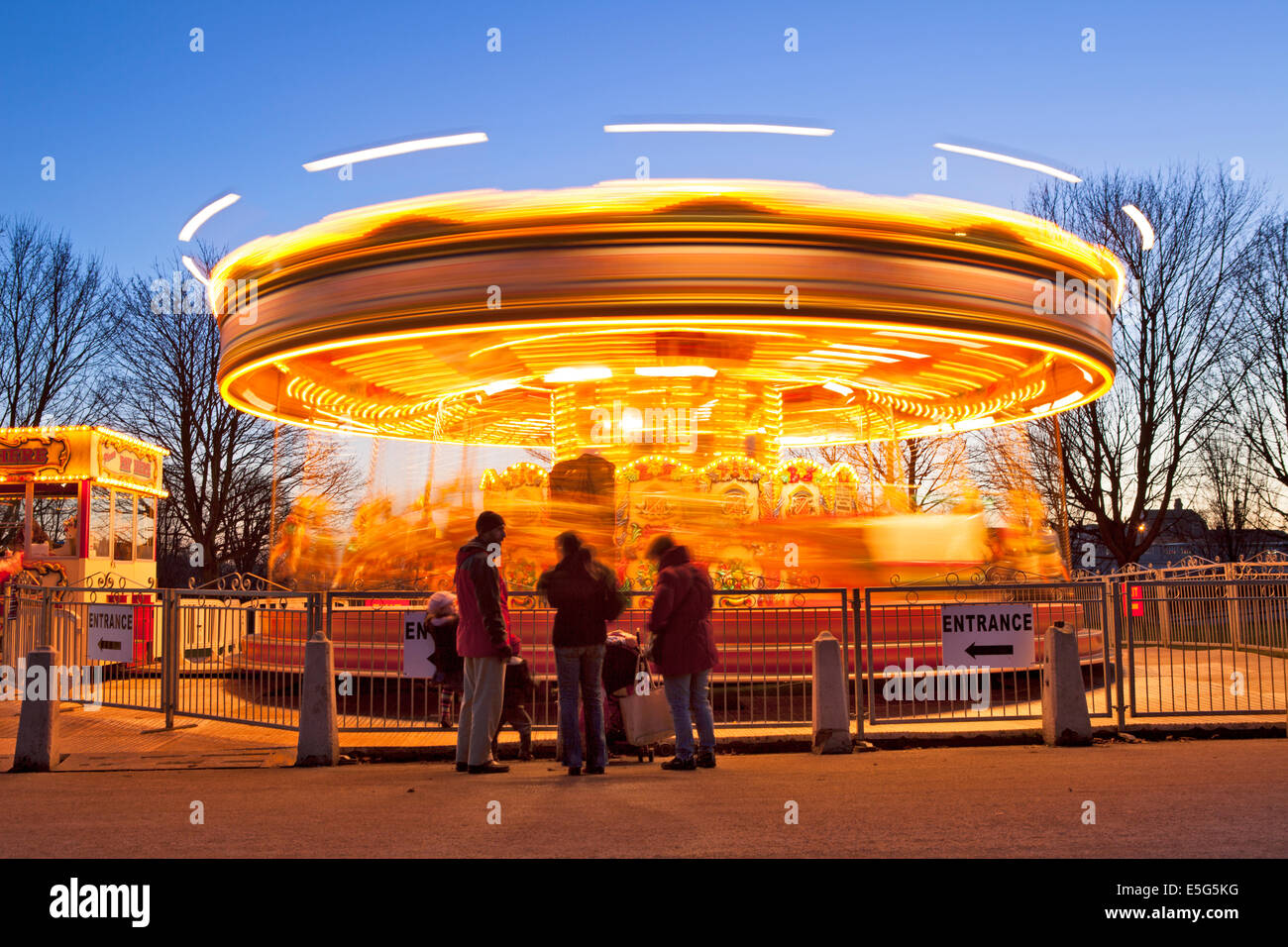 Merry go round movement blur hi-res stock photography and images - Alamy