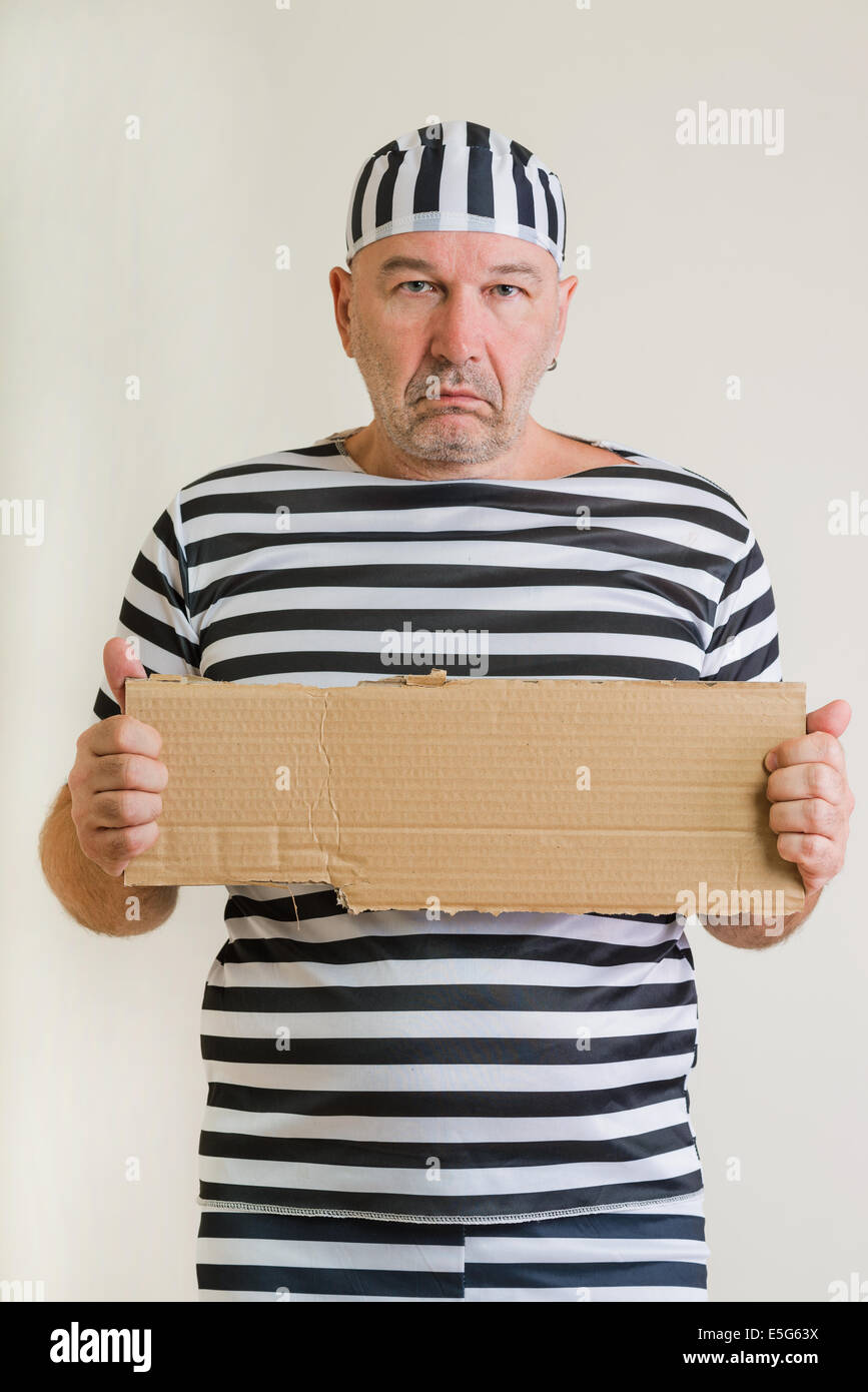 Prison garb hi-res stock photography and images - Alamy