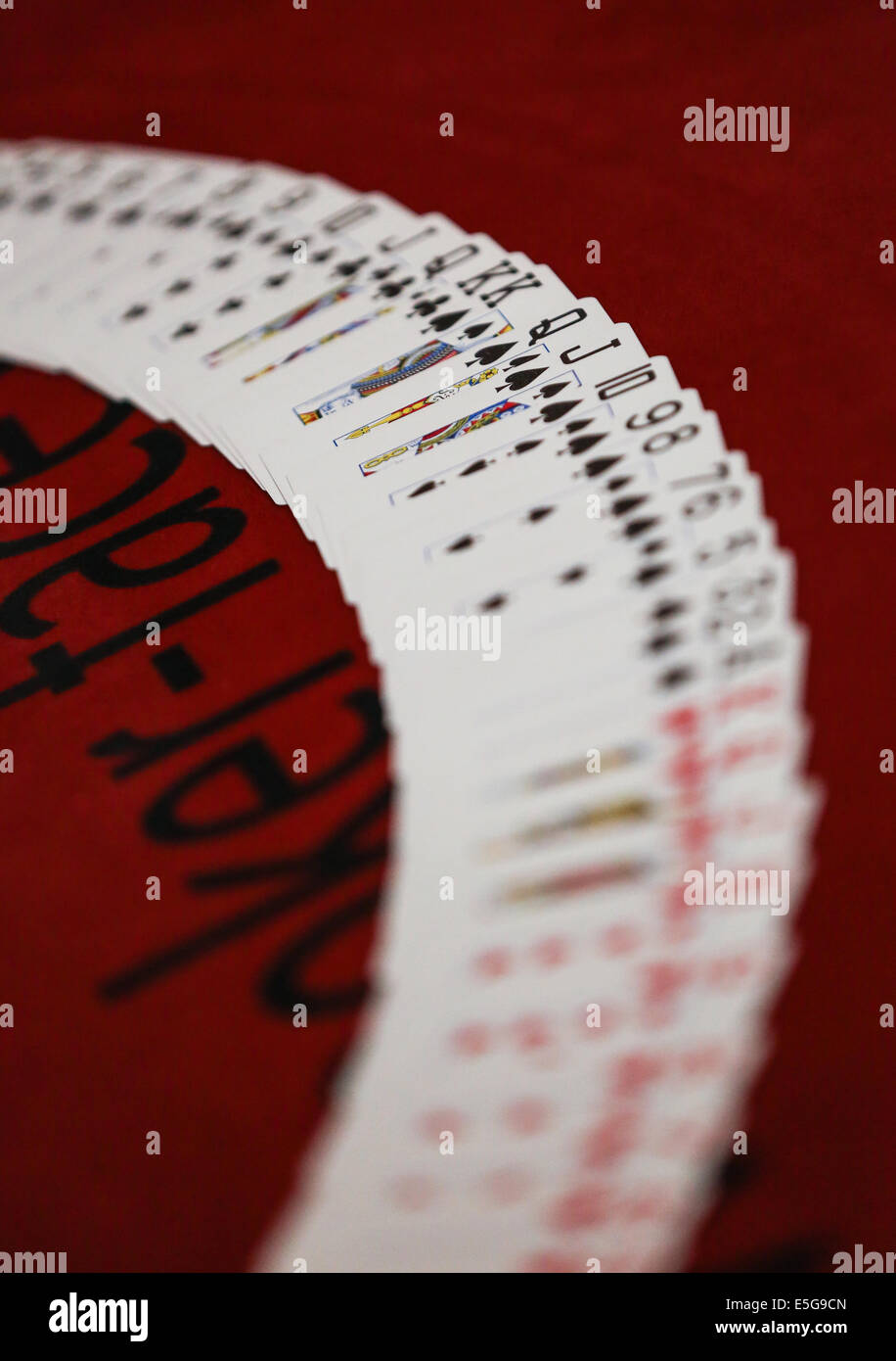 Betting game hi-res stock photography and images - Alamy