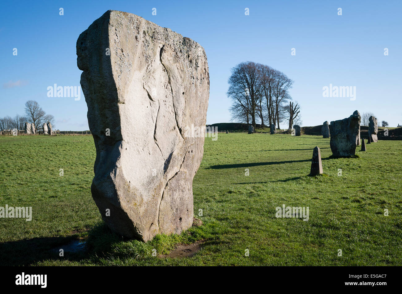 Upright stone slab hi-res stock photography and images - Alamy