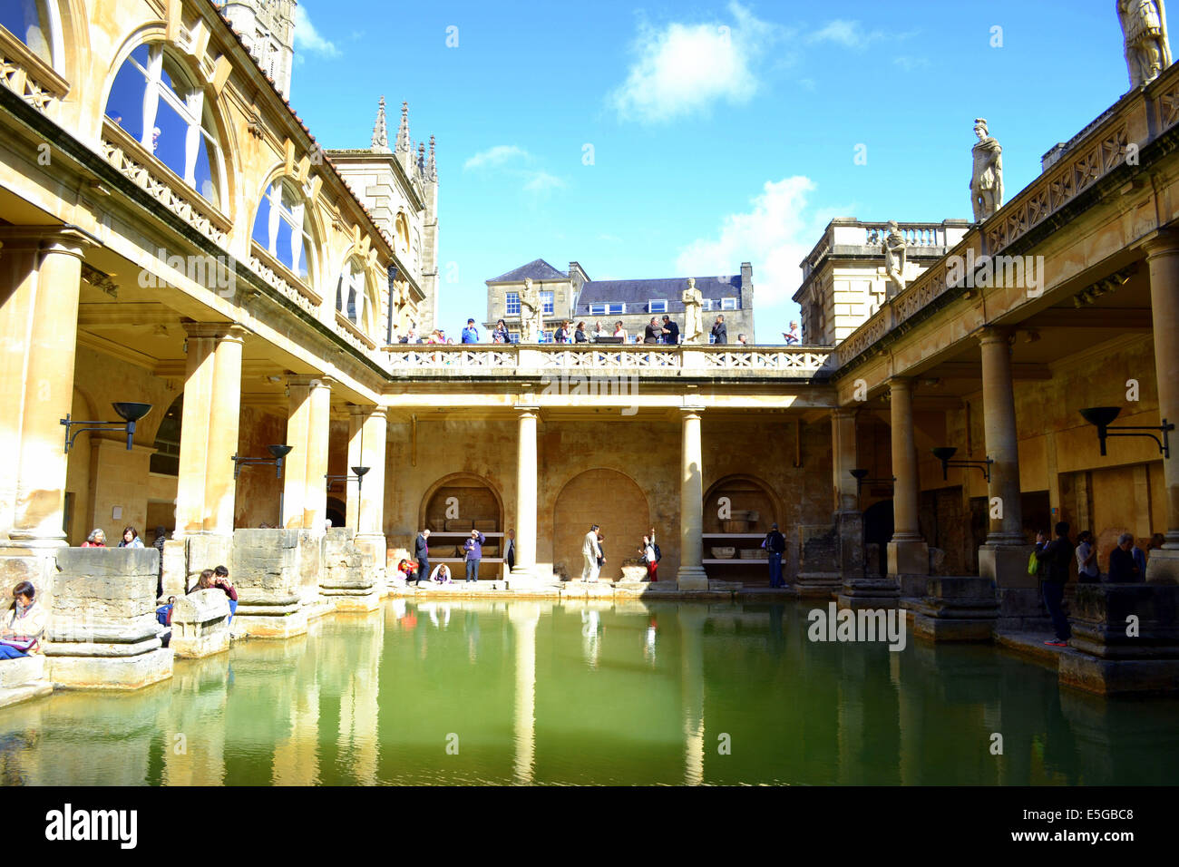 Sunlight over the Great Bath, at the Roman Baths. Bath, Somerset Stock ...