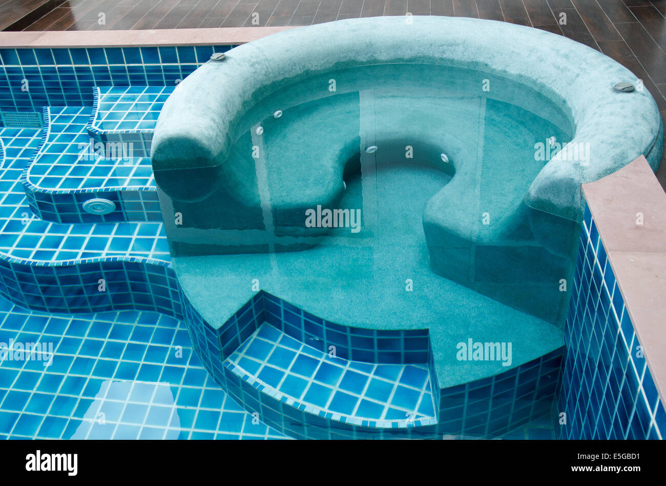 Jacuzzi in the swimming pool Stock Photo - Alamy