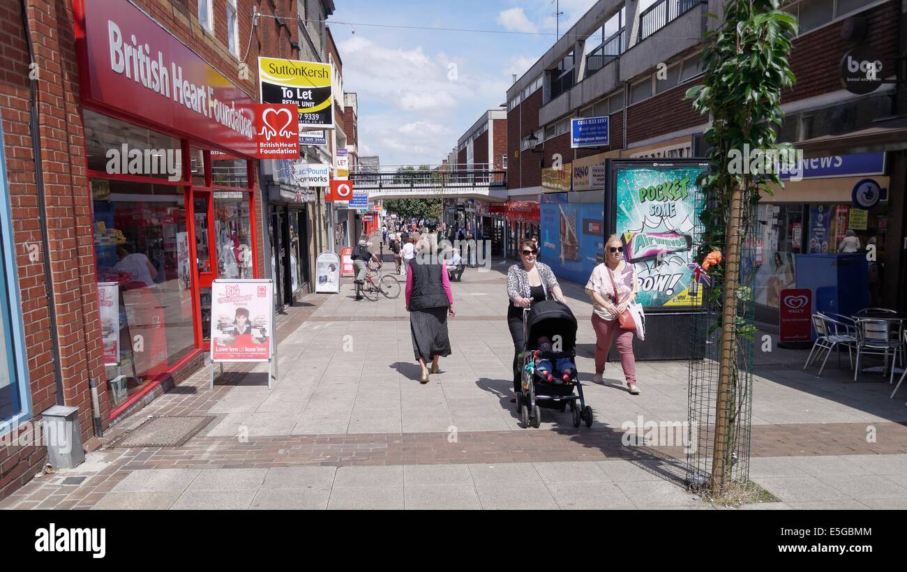 George Street Altrincham, Cheshire in the sunshine Stock Photo - Alamy