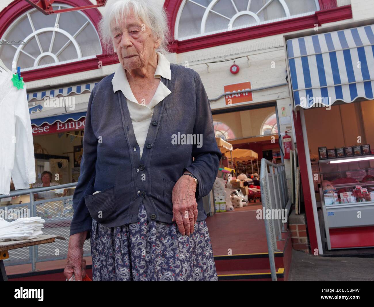 Lady frail hi-res stock photography and images - Alamy