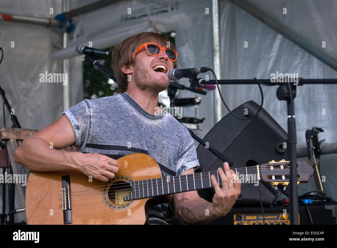 Richard austin hi-res stock photography and images - Alamy