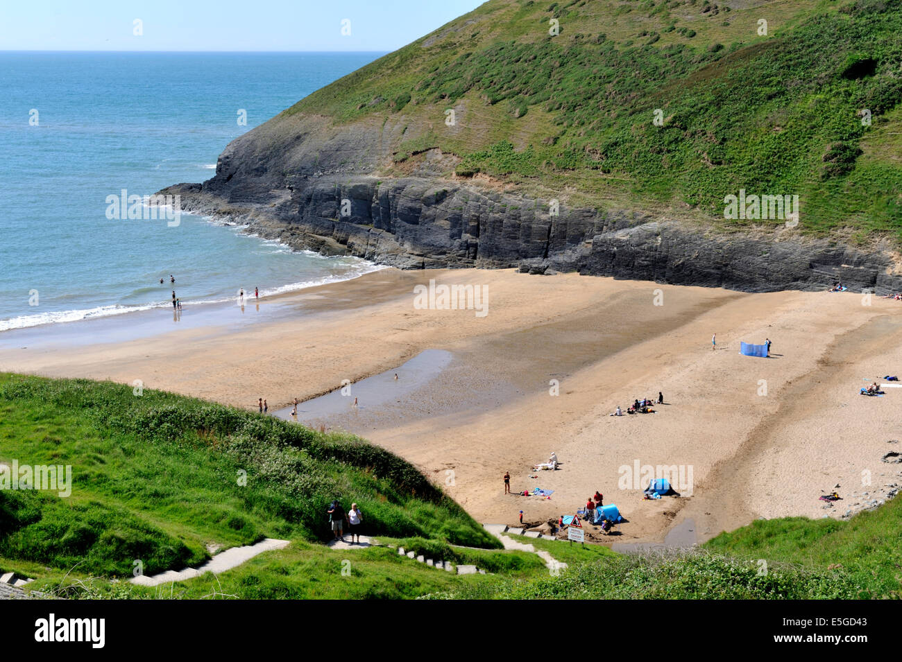 Mwnt landscape hi-res stock photography and images - Alamy