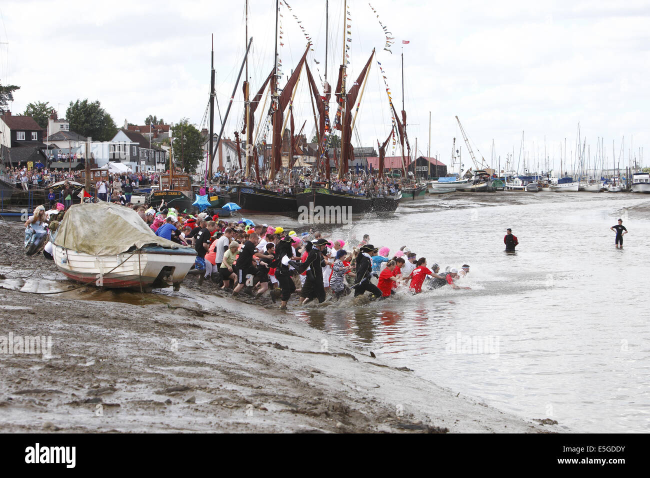 Maldon promenade park hi-res stock photography and images - Alamy