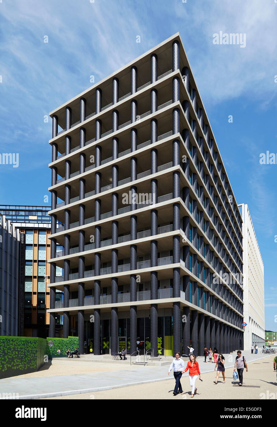 Granary square king's cross hi-res stock photography and images - Alamy