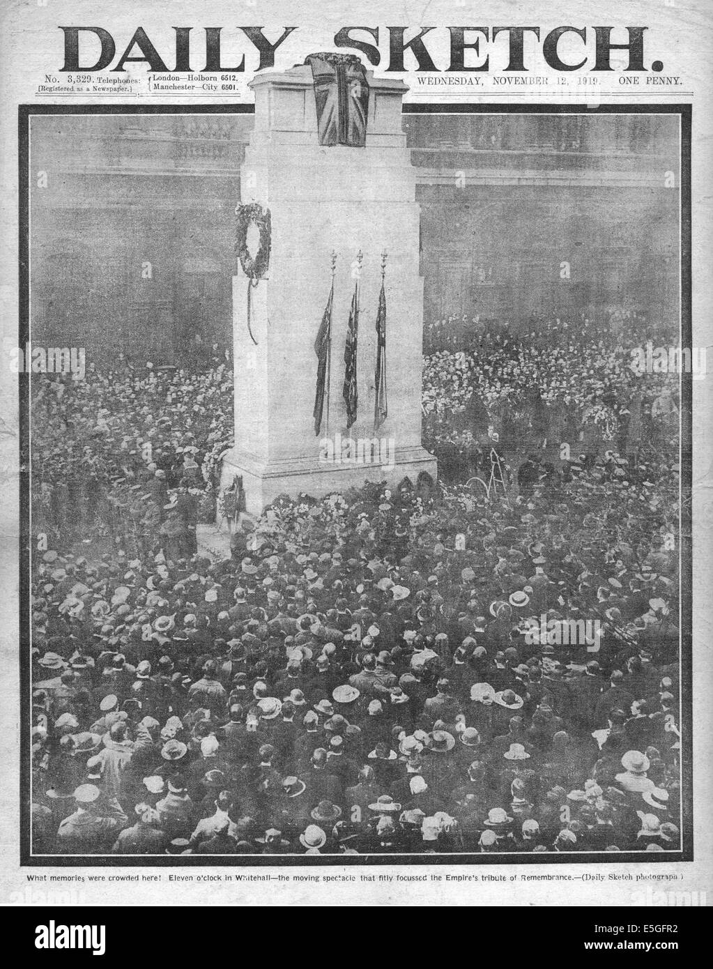 The cenotaph remembrance sunday Black and White Stock Photos & Images ...