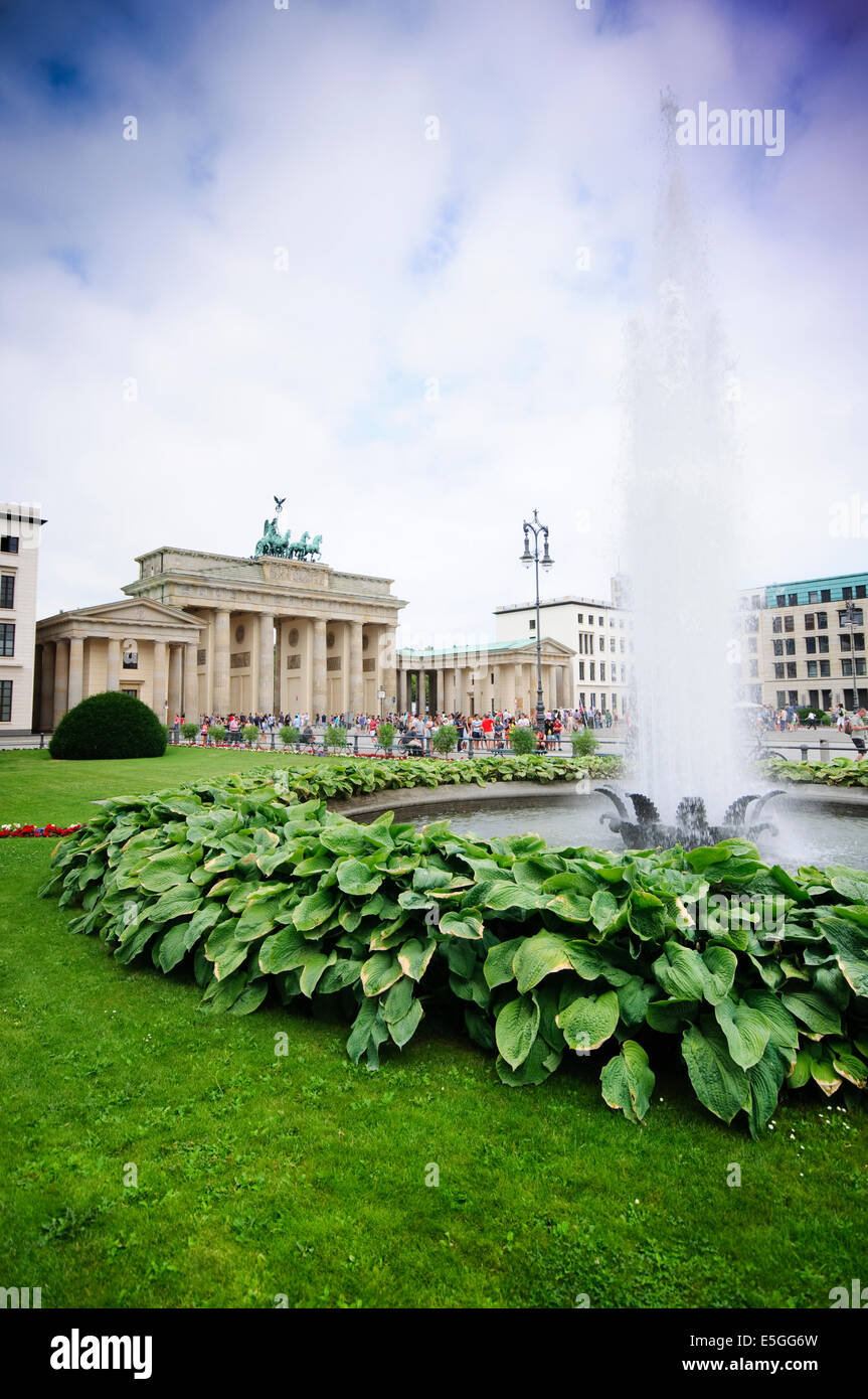 Germany, Berlin, Pariser Platz Square, Brandenburg Gate Stock Photo - Alamy